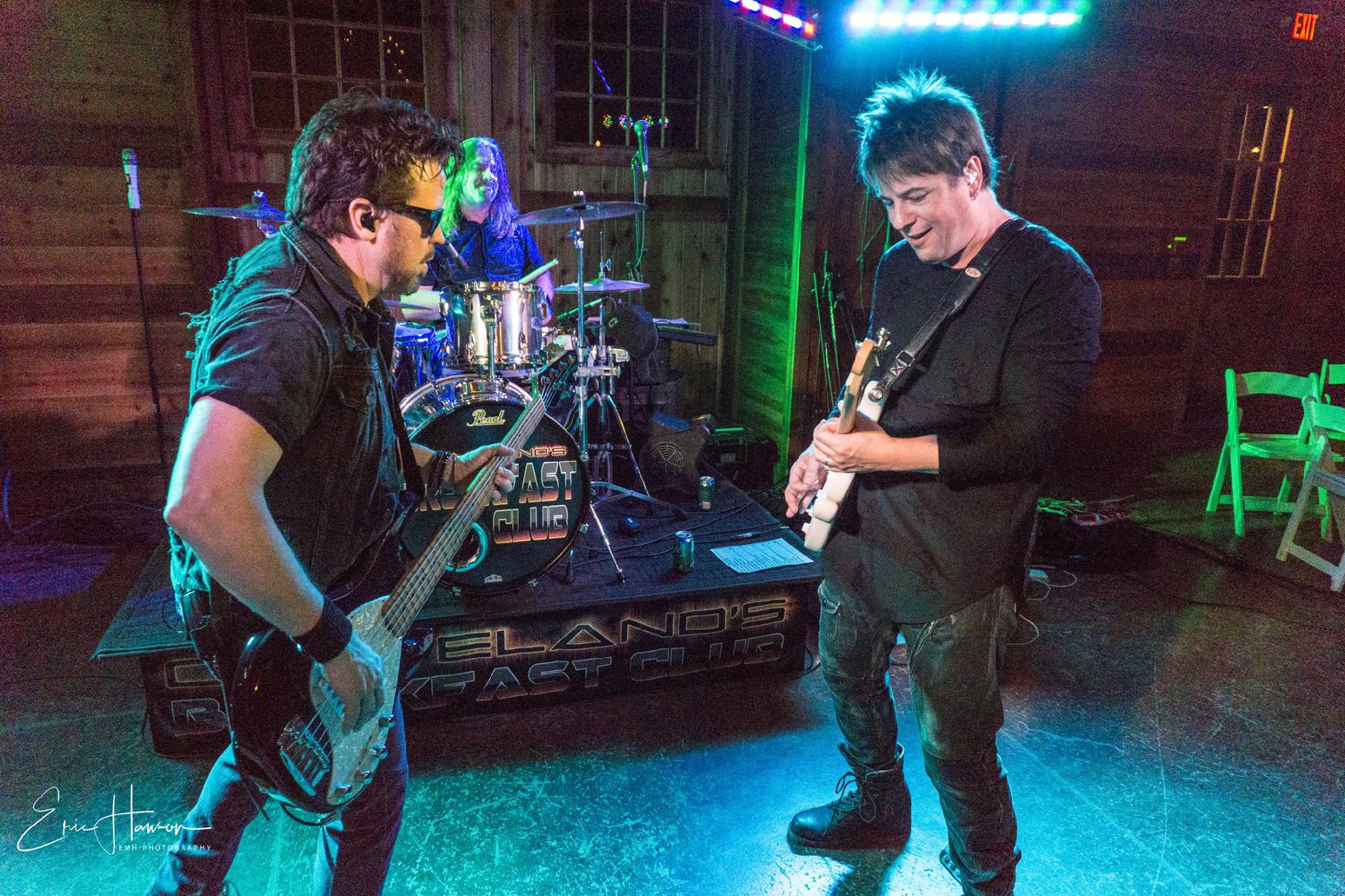 Concerts in the Barn | Live Music at Mapleside Farms