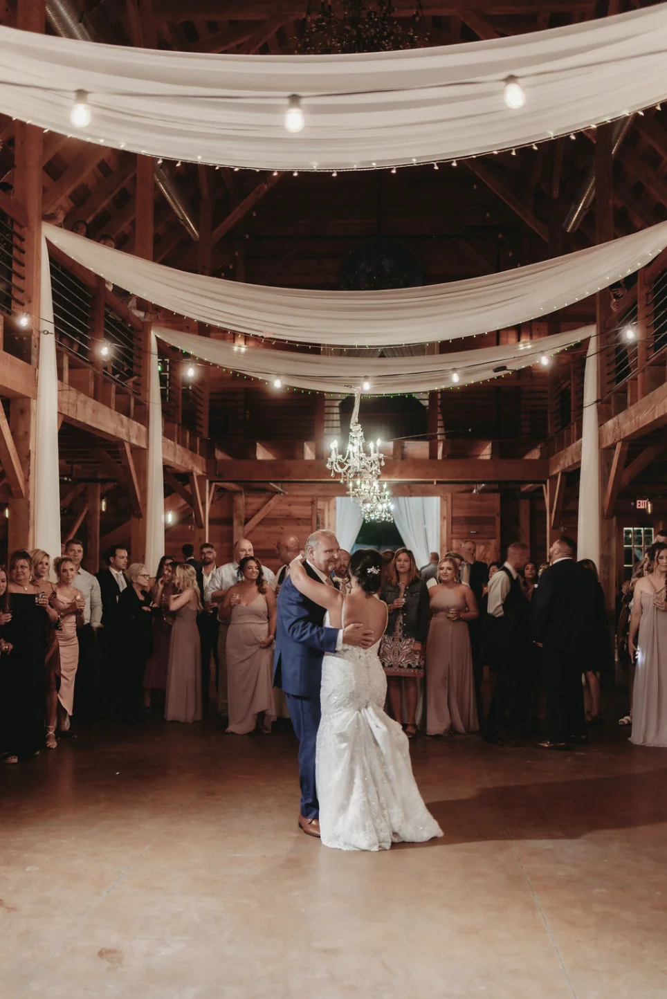 The Barn at Mapleside Farms | Rustic Elegance Wedding Venue | Brunswick OH